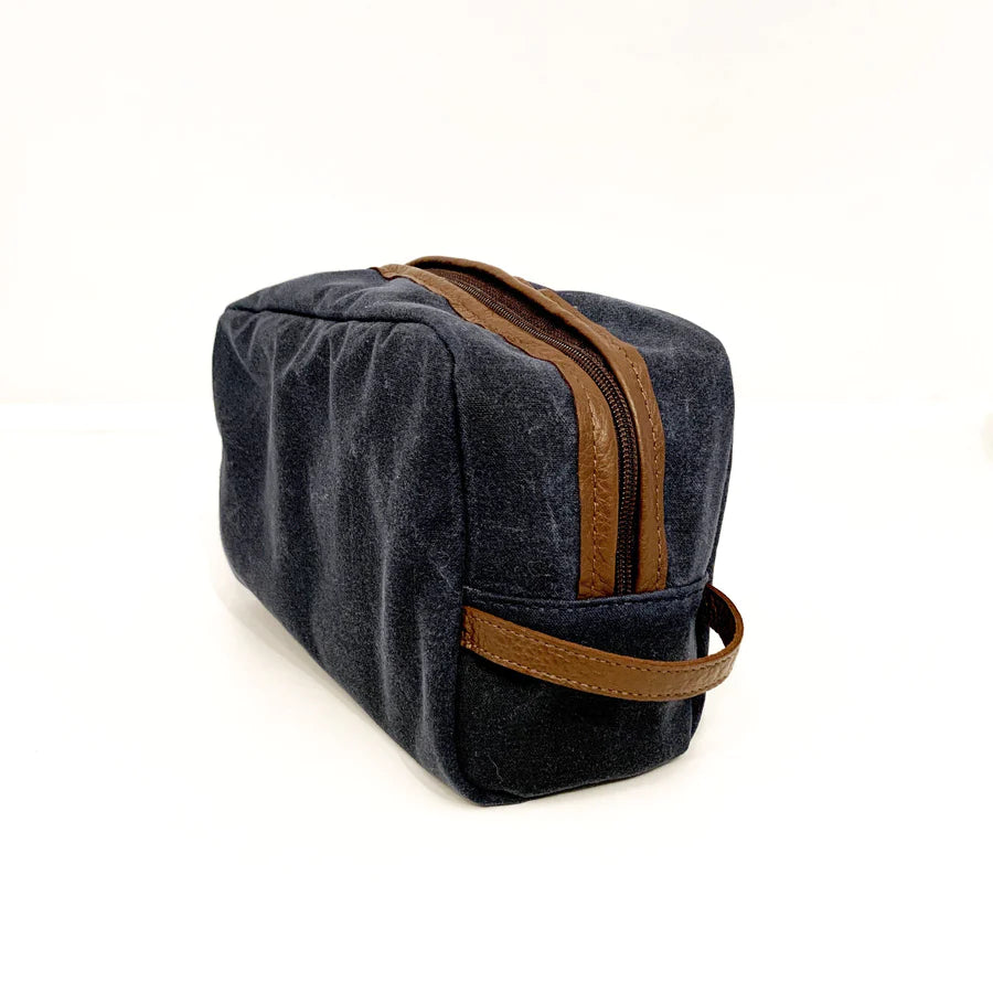 What is a Dopp Kit? – Rogue Industries